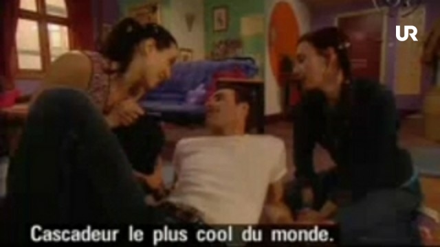 Extra: Sam trouve du travail | UR Play