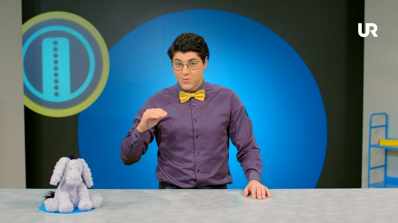 Bokstavshissen: Om bokstaven Å | Bokstavshissen | UR Play