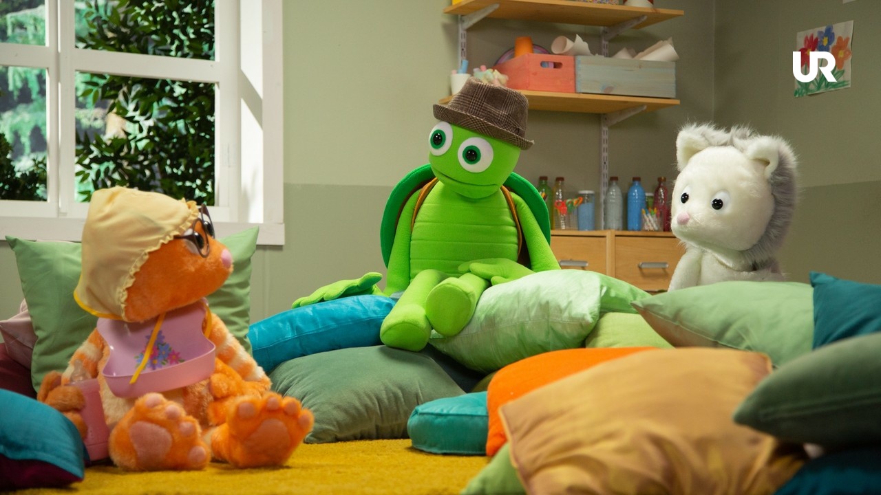 Djuren på Djuris börjar skolan: Vill inte vara här | UR Play