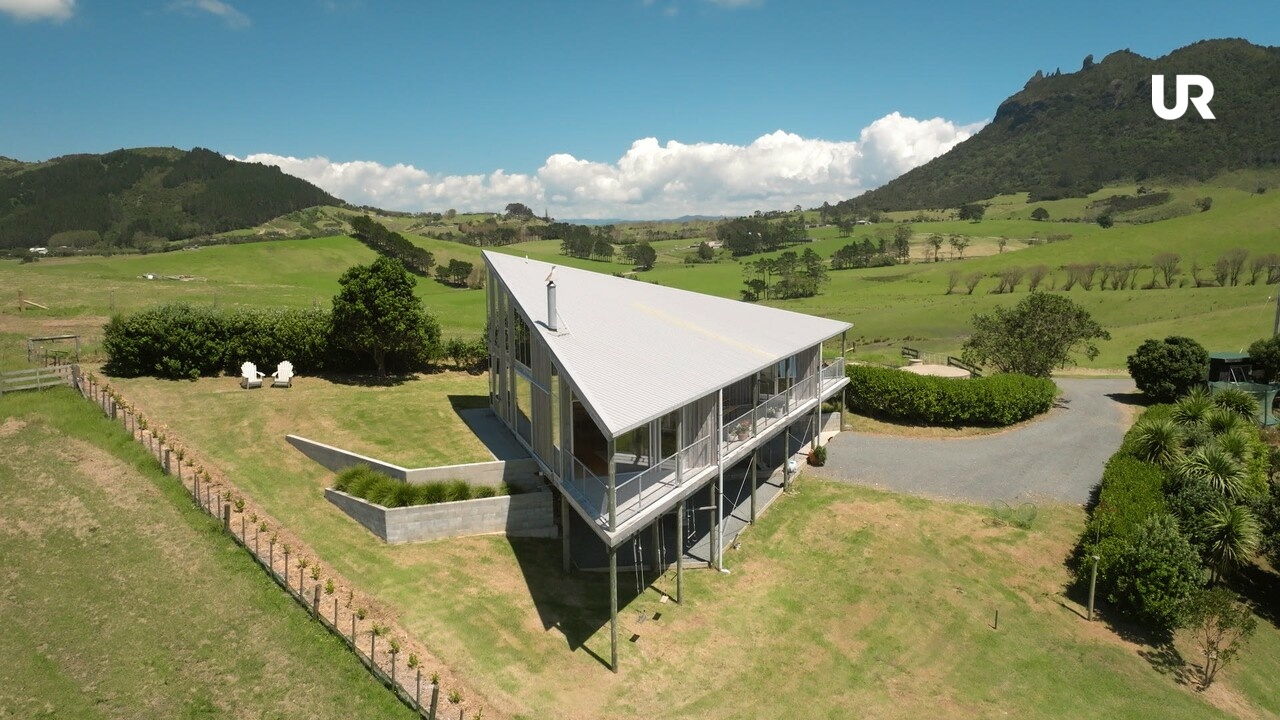 Arkitekter på Nya Zeeland: Anthony Hoete – maoriska traditioner | UR Play